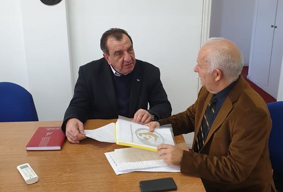 ΕΠΕΙΔΗ ΕΤΣΙ ΠΡΕΠΕΙ: ΣΥΝΕΡΓΑΣΙΑ ΔΗΜΑΡΧΟΥ, ΕΠΑΡΧΟΥ – Santonews